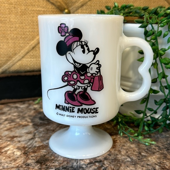 Disney | Dining | Minnie Mouse Cup | Poshmark